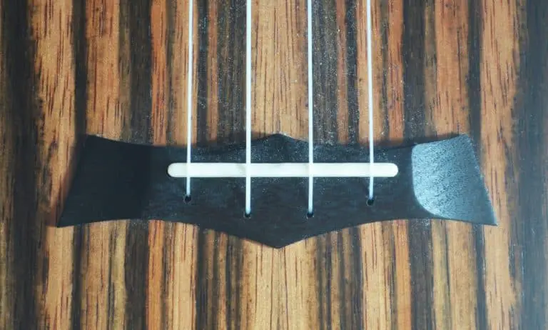 How to Restring and Tie Ukulele Strings + Which Knots to Use – Fret Expert